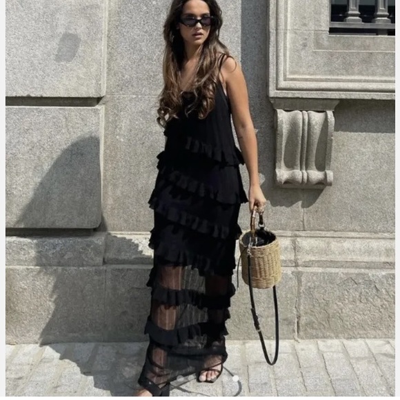 Zara | Dresses | Nwt Zara Limited Edition Ruffled Knit Maxi Dress ...